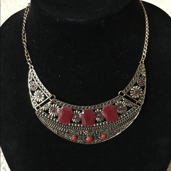 Jewelry | Antique Silver Color Pretty Necklace | Poshmark